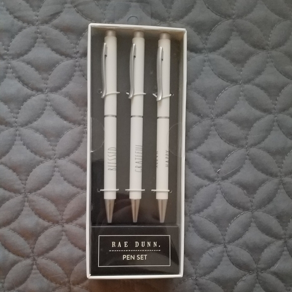 Rae Dunn | Office | Rae Dunn Pen Set | Poshmark